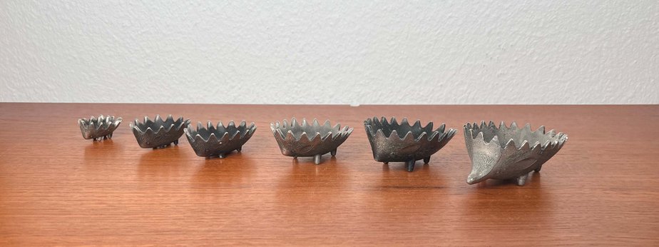 metal stacking hedgehogs