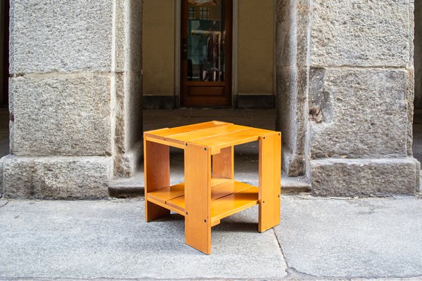 rietveld crate table