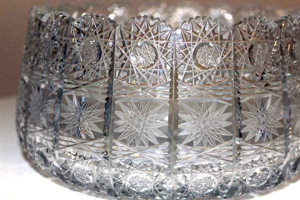 Lead crystal cut glass bowl Art & Collectibles Collectibles Collectible ...
