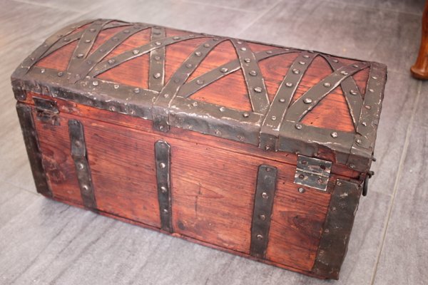 Old Locked Chest