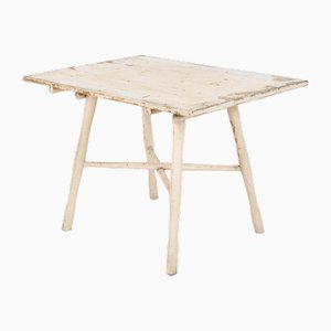 Buy Antique and Vintage Side Tables at Pamono