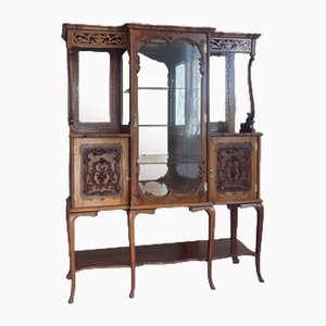 Buy Antique and Vintage Cabinets at Pamono