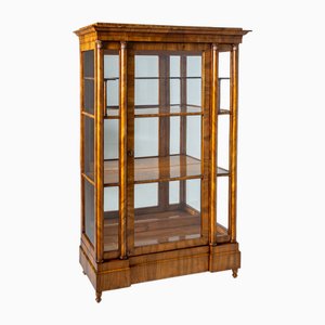 Buy Antique and Vintage Cabinets at Pamono