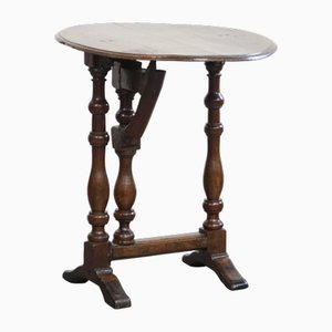 Buy Antique and Vintage Side Tables at Pamono