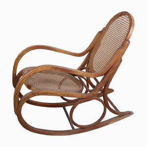 Discover Vintage Rocking Chairs | Online at Pamono