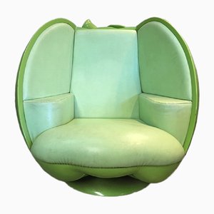 Plastic Fantastic—Pamono Stories