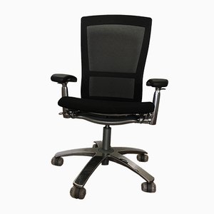 Buy Unique Office and Desk Chairs | Online at Pamono
