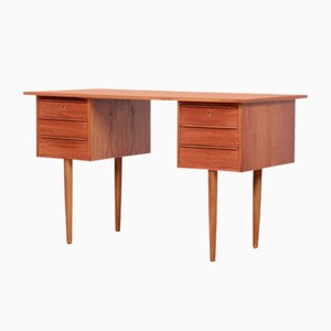 Vintage Desks online at Pamono