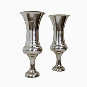 Shop Unique Vases | Online at Pamono