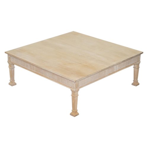 Mesa de centro muy grande de roble encalado con patas anchas de pilares ...