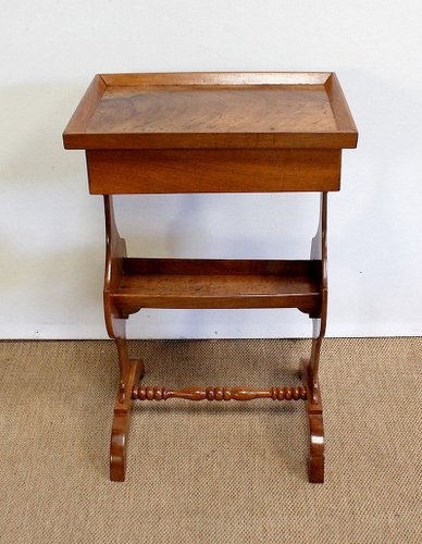 Small Vide-Poche Table in Solid Walnut, Mid-19th Century for sale at Pamono