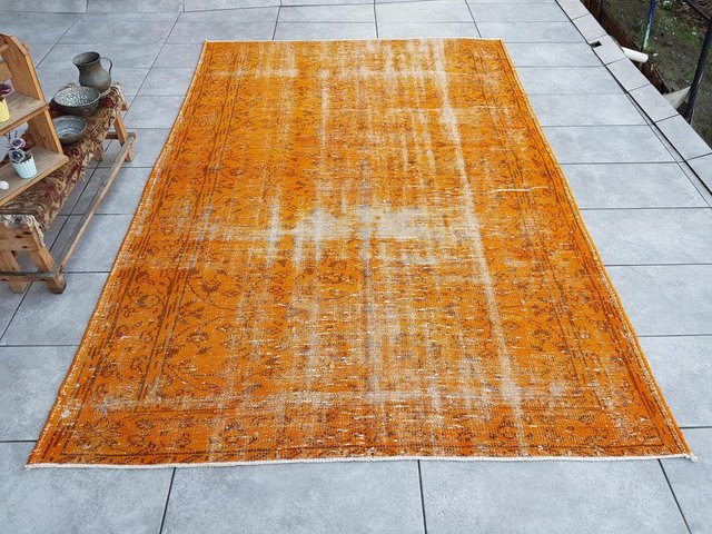 Vintage Orange Rug for sale at Pamono