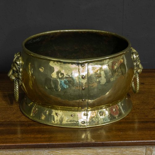 Victorian Brass Vessel for sale at Pamono