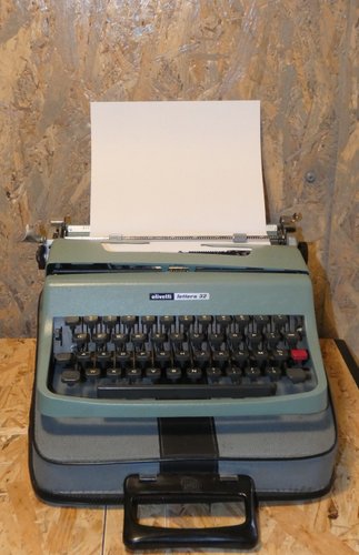 Italian Letter 32 Typewriter by Marcello Nizzoli for Olivetti, 1963 for ...