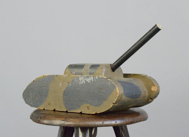 Large Trench Art Tank, 1910 for sale at Pamono