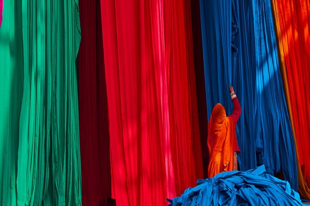 Tuul & Bruno Morandi, India, Rajasthan, Sari Factory, Photographic ...