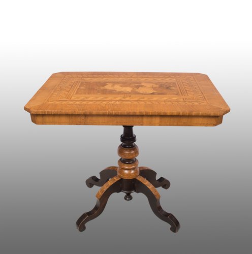 Sorrento Ancient Table in Polychrome Woods. Periodo Nineteenth Century. for sale at Pamono