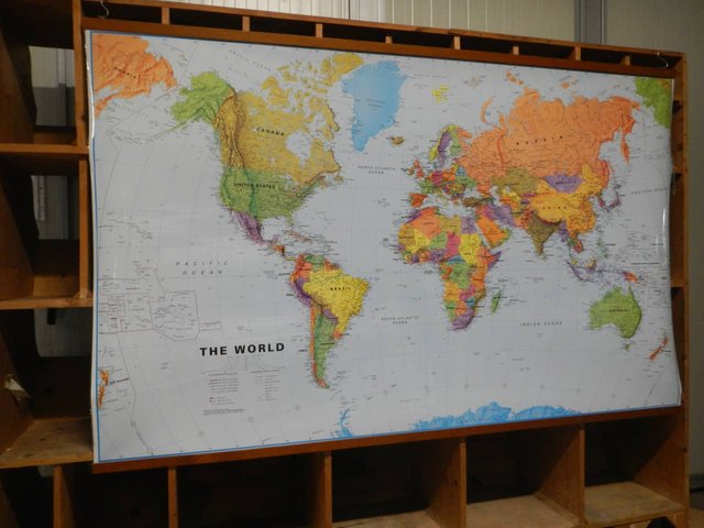 World Map in Laminated Paper for sale at Pamono