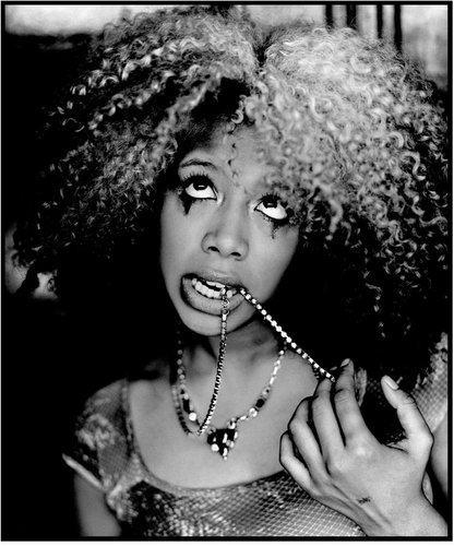 Kevin Westenberg, Kelis, Archival Pigment Print, 2000 for sale at Pamono