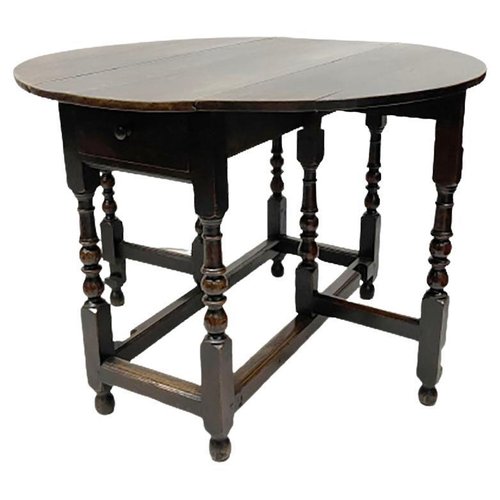 18th Century English Gateleg Table for sale at Pamono