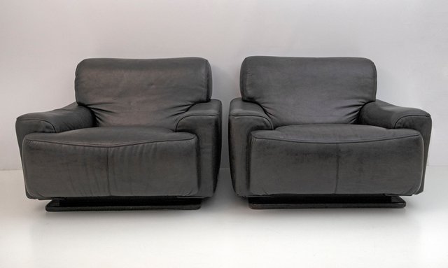 Mid-Century Modern Ledersessel von Busnelli, 1970, 2er Set bei Pamono ...