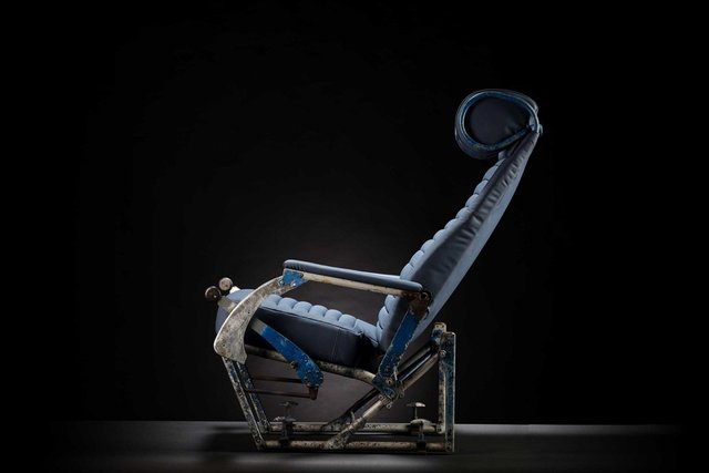 The Bomber Chair, 1930s for sale at Pamono
