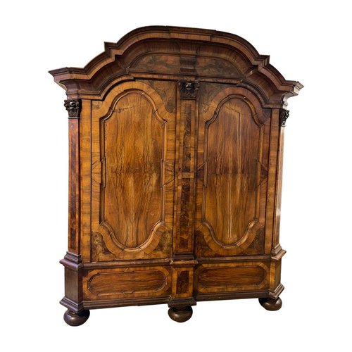 Mueble barroco de nogal, década de 1750 en venta en Pamono