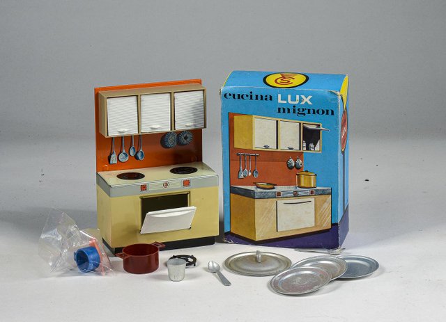 Tin Lux Mignon Toy Kitchen from FCS Collectible, Italy, 1950s for sale ...