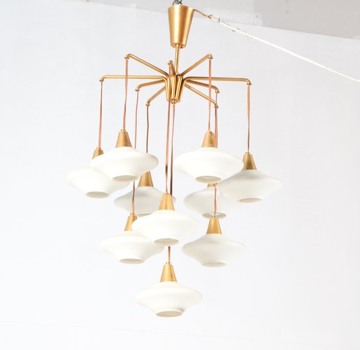 Lustre Mid-Century avec 10 Abat-Jours en Verre Laiteux, 1960s en vente ...