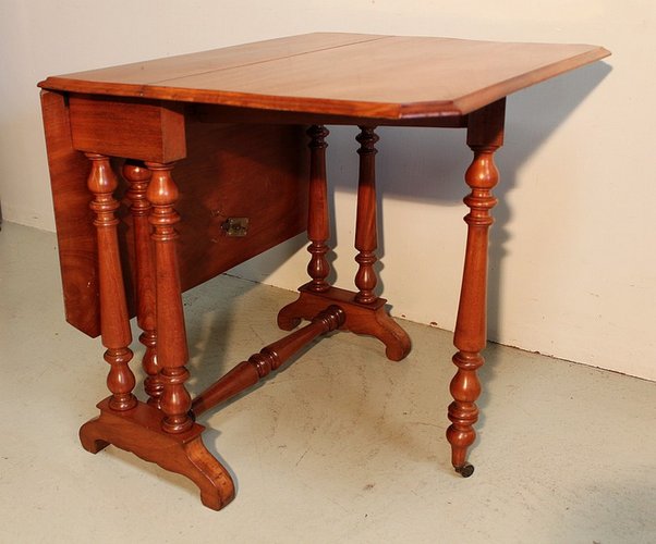 Small Auxiliary Table with Mahogany Shutters, 19th Century for sale at ...