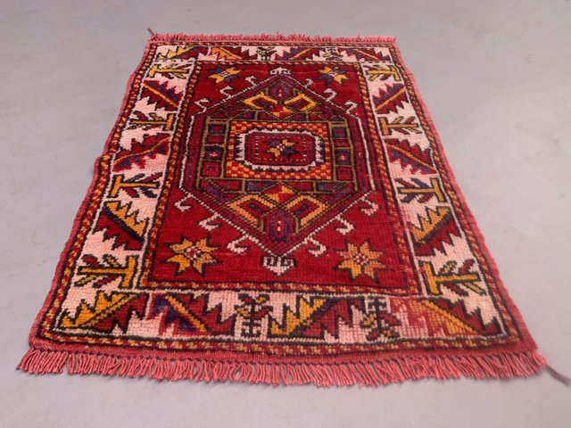 Vintage Western Turkish Rug for sale at Pamono