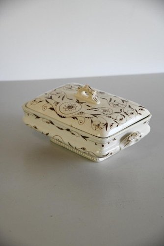 Parisian Granite Scroll Serving Tureen from T G for sale at Pamono