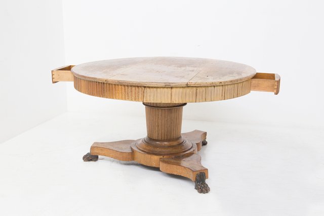 18th Century Empire Walnut Round Table for sale at Pamono