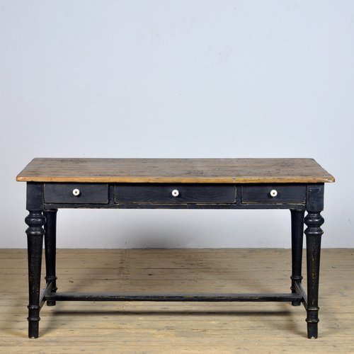 Rustikaler Esstisch aus Pinienholz, 1930er bei Pamono kaufen