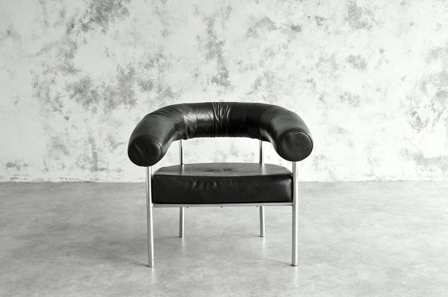 Cobra Lounge Chair for sale at Pamono