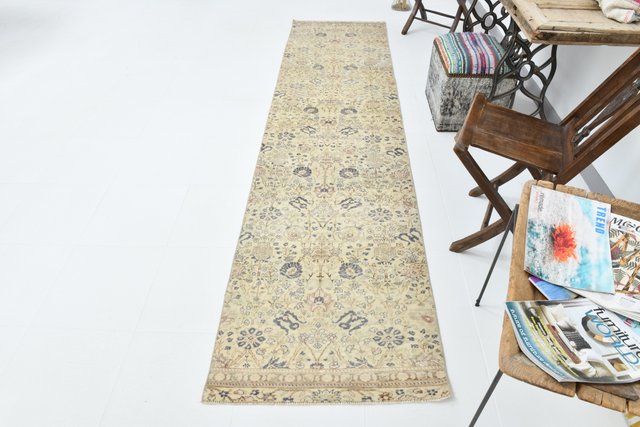 Vintage Wool Runner Rug for sale at Pamono