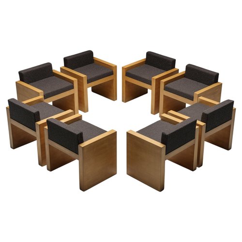 Kubischer Sessel mit dunkelgrauem Bezug, Europa, 1980er bei Pamono kaufen