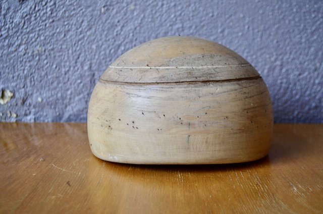 Hat Shaper in Wood, 1930s for sale at Pamono