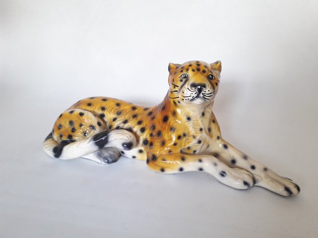 Vintage Italian Ceramic Leopard Sculpture, 1960s for sale at Pamono