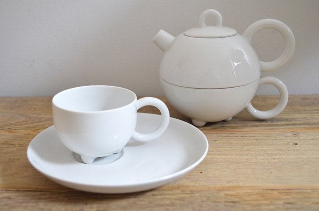 Postmodern Tea for One in the style of Matteo Thun for Arzberg, 1980s, Set of 2 for sale at Pamono