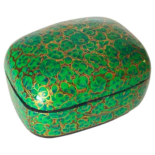 Decorative Japanese Green Lacquered Meiji Box, 1880 for sale at Pamono
