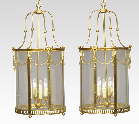 Vier Lichter Hallenlaternen, 1920er, 2er Set bei Pamono kaufen