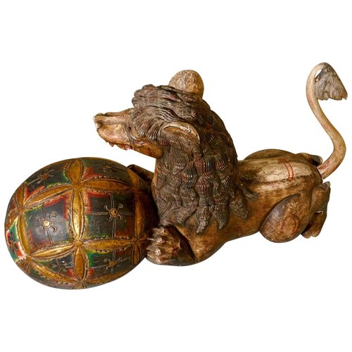 Large Carved Wooden Temple Lion, 1880 for sale at Pamono
