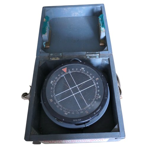 Royal Air Force P10 Aircraft Compass No. 10489 T, 1930s for sale at Pamono