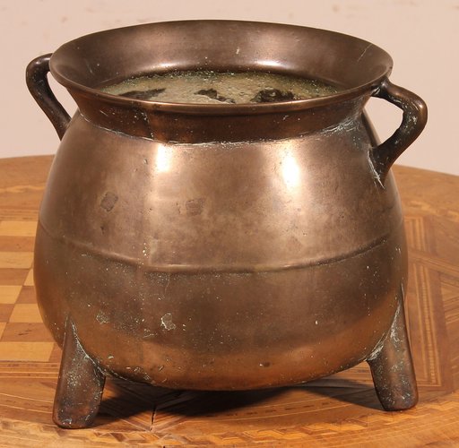 Bronze Pot, 16th Century for sale at Pamono