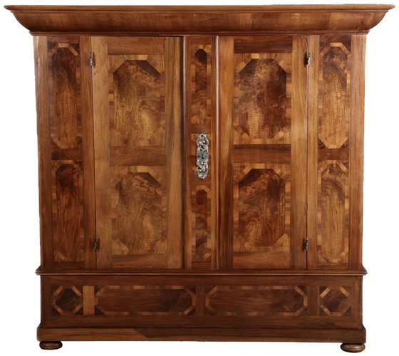 Antique Baroque Cabinet in Walnut with Iron Lock, 1760 for sale at Pamono