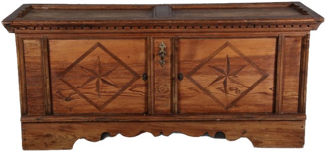 Large Antique Baroque Chest, 1700 for sale at Pamono