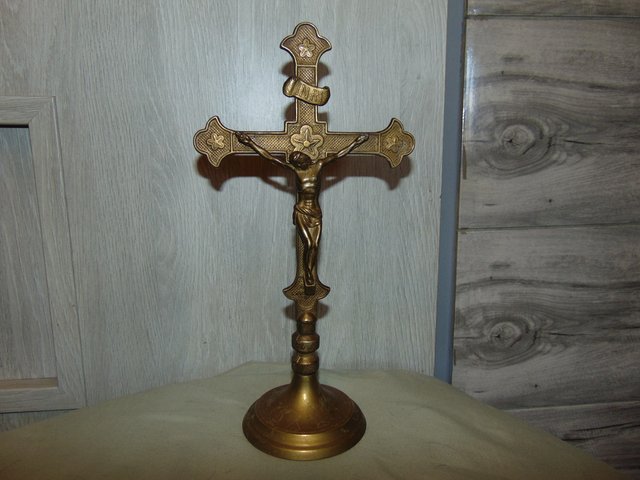 Art Deco Brass Standing Cross with Jewish Star, 1920s for sale at Pamono