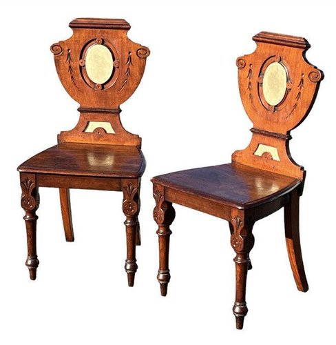 Set of Victorian Shield Back Hall Chairs in Mahogany for sale at Pamono