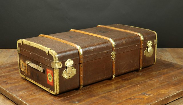 Curved Cabin Trunk from Locher for sale at Pamono